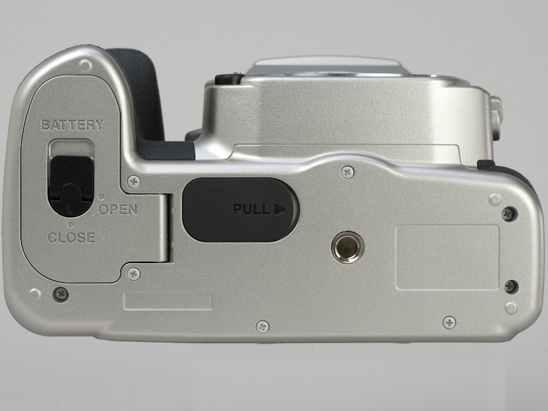 기글 하드웨어 디지털카메라 뉴스 게시판 - 사진으로 보는 팬탁스(Pentax) 「K-7 Limited Silver」