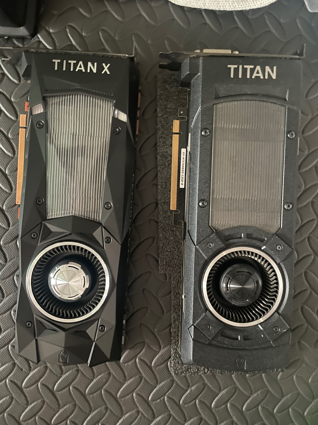 리안리 pc-y6 요트케이스 시스템 - 사진 게시판 - 기글하드웨어