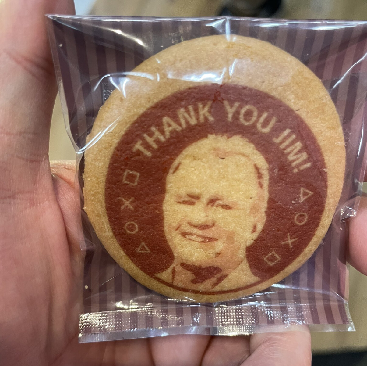 SIE CEO 퇴직 기념 PS5 클래식 디자인 - 게임 / 엔터테인먼트 - 기글하드웨어