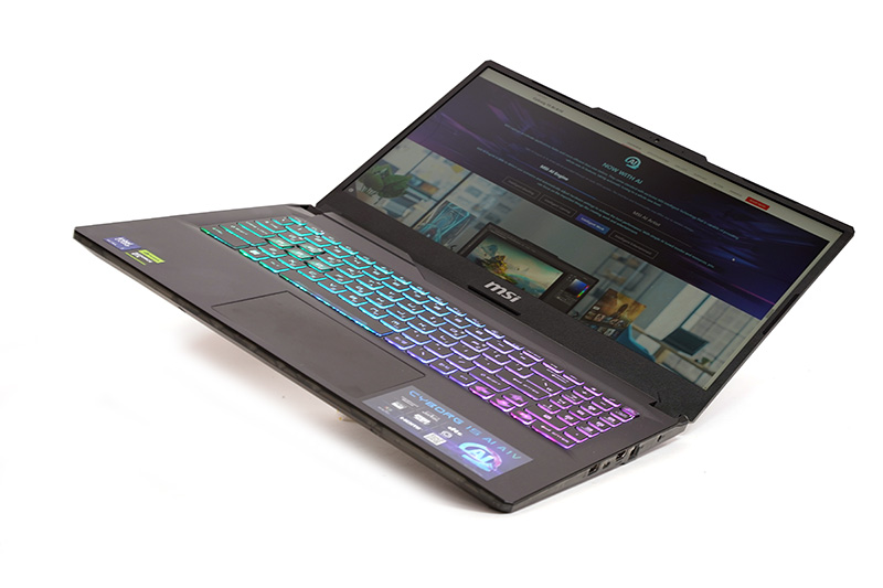 최저가 울트라, 거기에 외장 그래픽까지. MSI 사이보그 15 AI A1VFK : 다나와 DPG는 내맘을 디피지