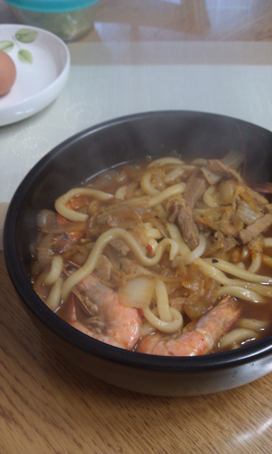 기글 하드웨어 사진 게시판 - 눈이와요.